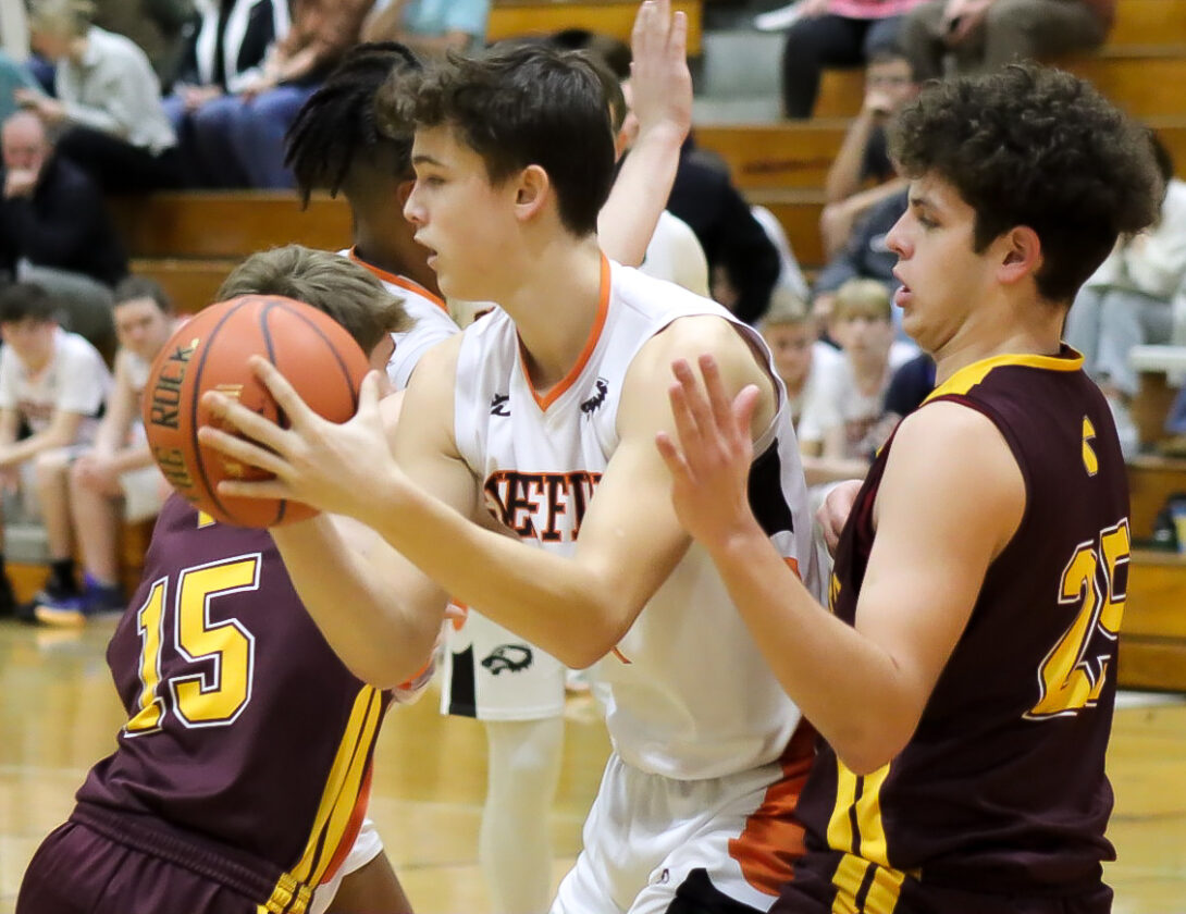 Crusaders dominate | News, Sports, Jobs - Times Observer